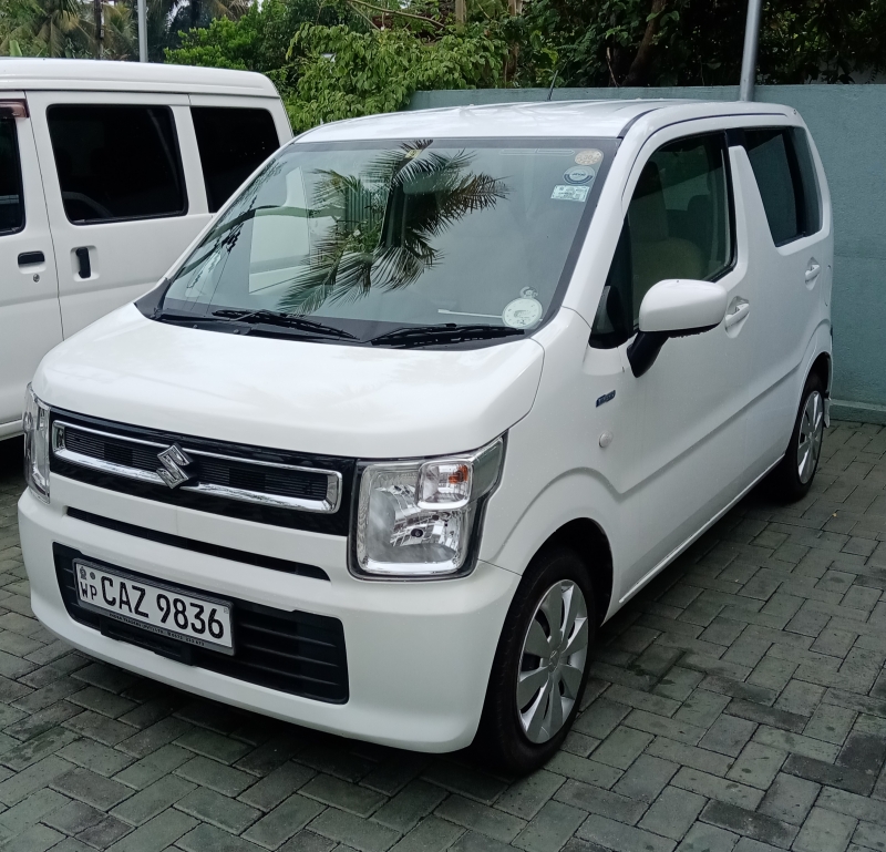 SUZUKI WAGON R FX (PEARL WHITE) - SUZUKI WAGON R FX (PEARL WHITE)